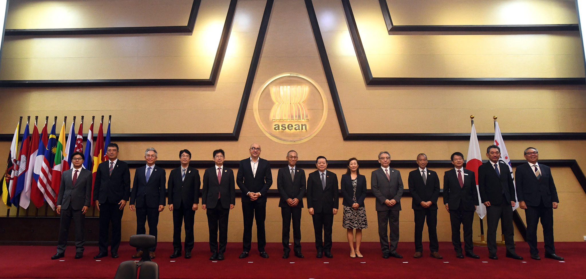 Secretary-General of ASEAN meets with Federation of Japanese Chambers ...