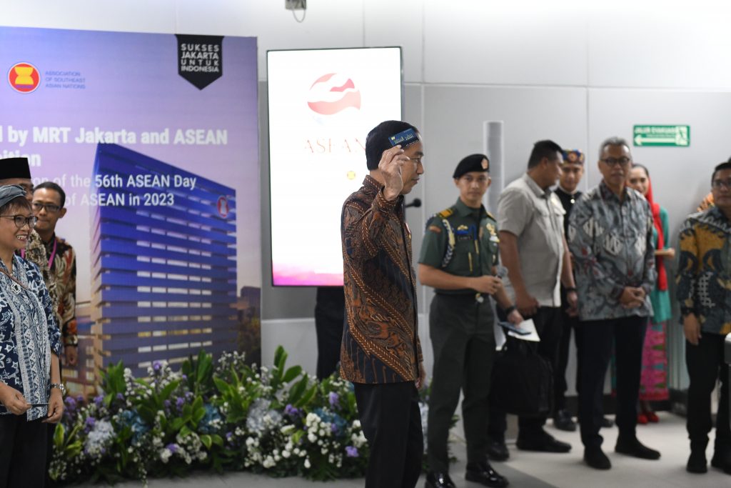 ASEAN Day celebrations kick-off with MRT ride to ASEAN Secretariat ...