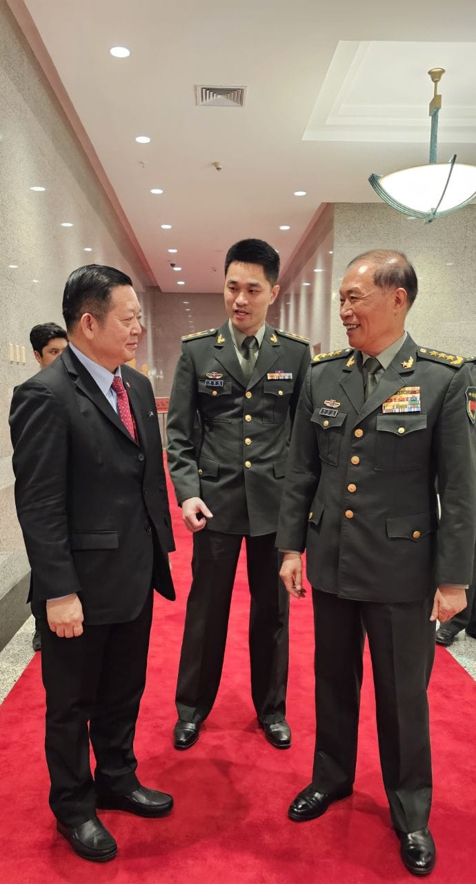 Secretary-General of ASEAN meets with Vice Chairman of Central Military ...