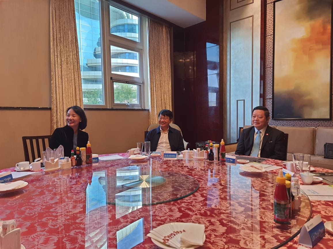 Secretary-General of ASEAN holds breakfast meeting with China Renewable ...