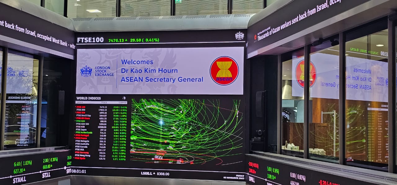 Secretary-General of ASEAN opens trading day at London Stock Exchange ...