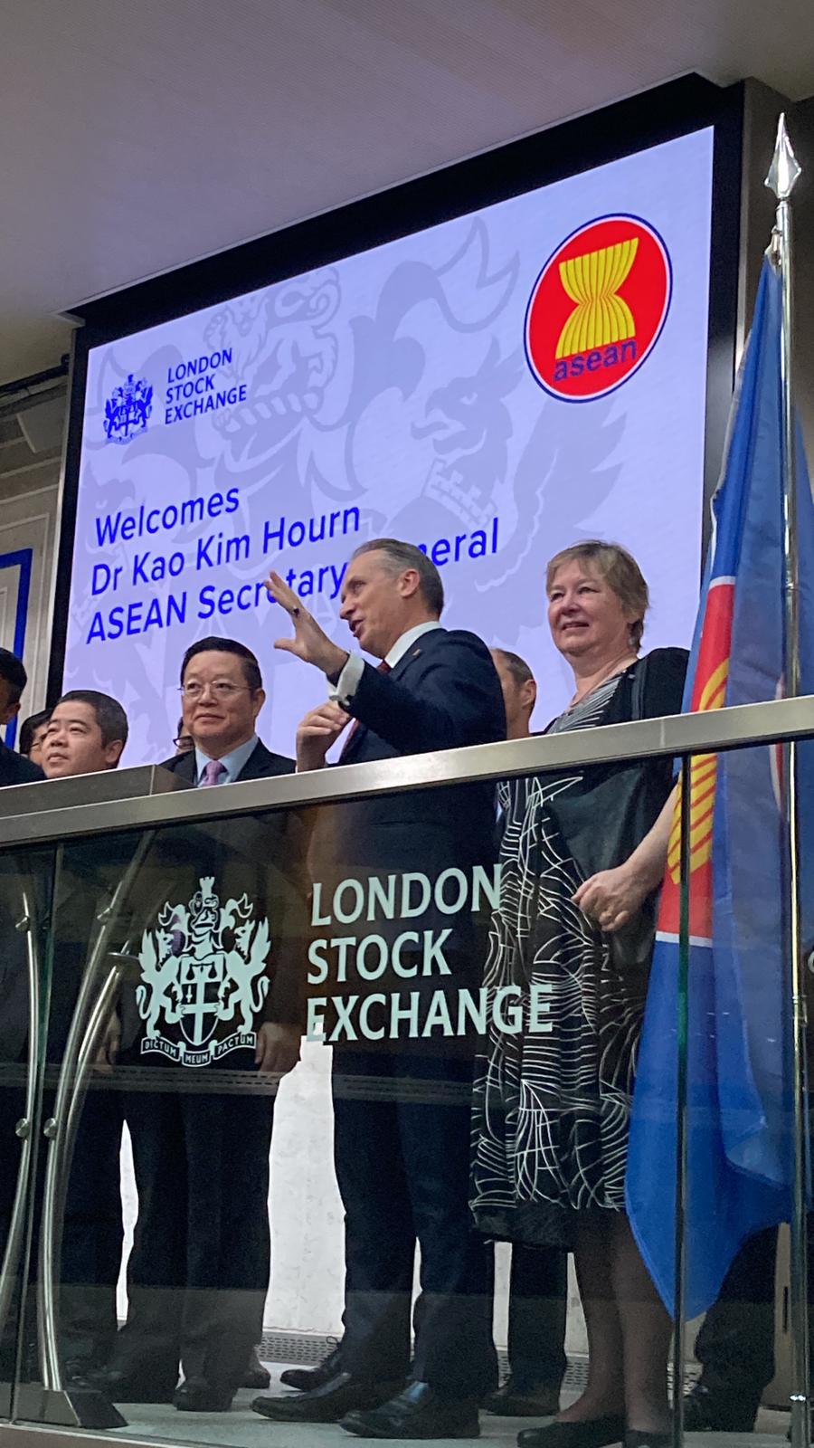 Secretary-General of ASEAN opens trading day at London Stock Exchange ...