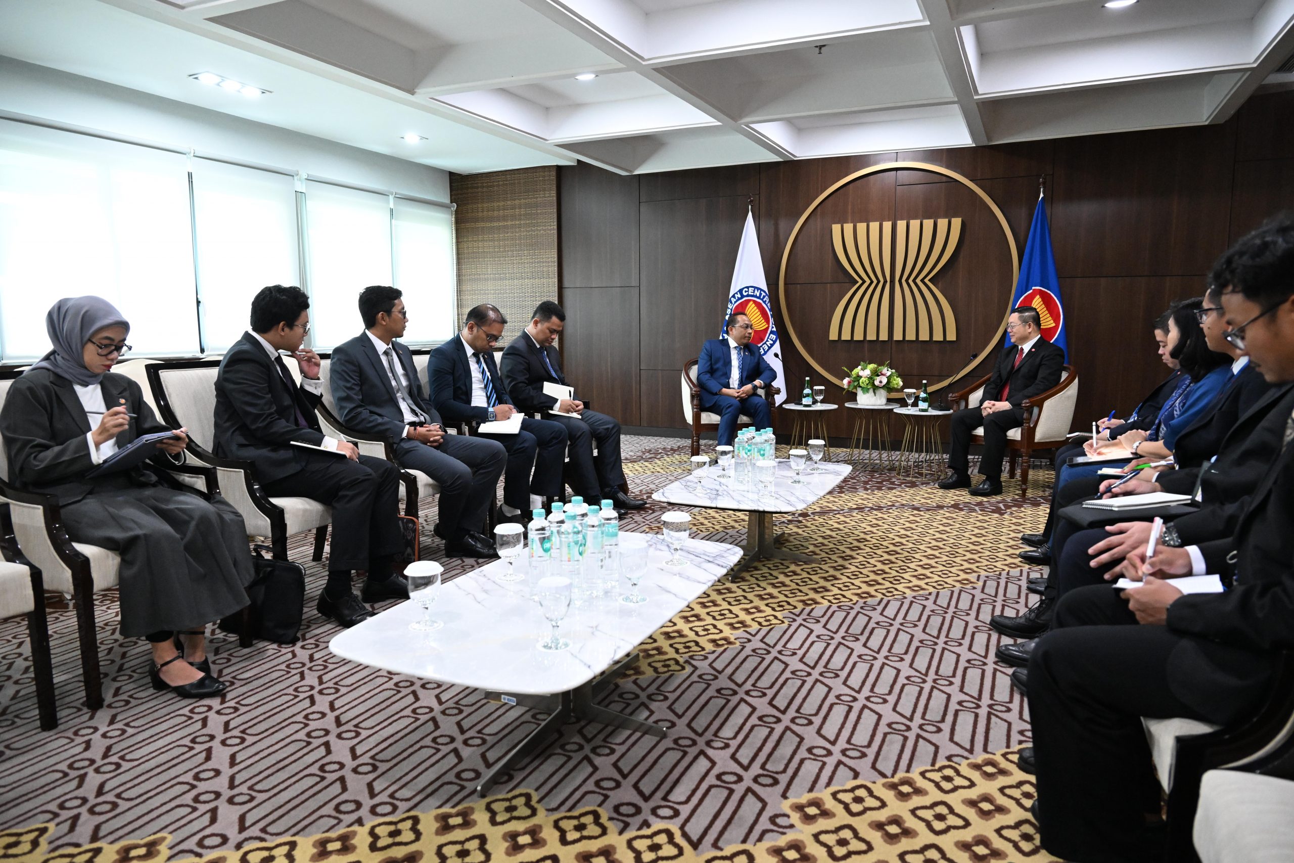 Secretary-General of ASEAN meets with new Executive Director of the ...