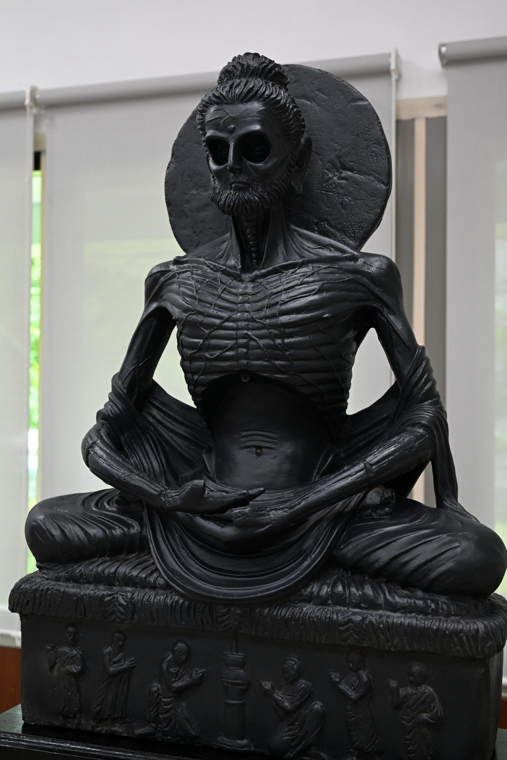 Secretary-General of ASEAN receives replica of Fasting Buddha Statue ...