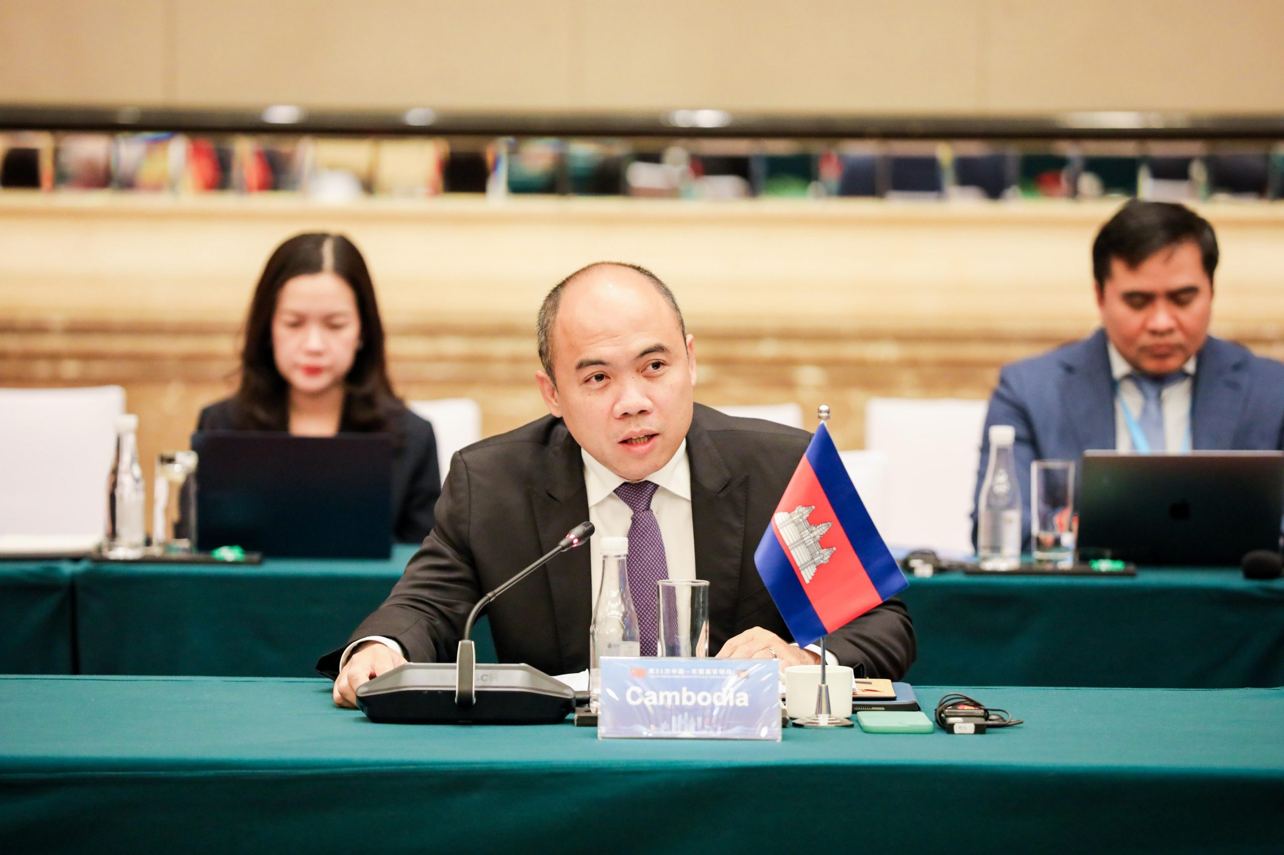 ASEAN, China strengthen commitment to closer cooperation - ASEAN Main ...