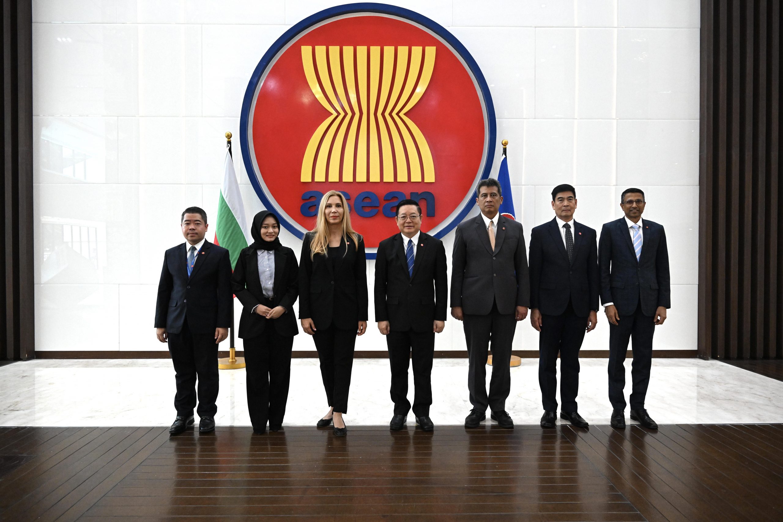 Ambassador of Republic of Bulgaria presents Credentials to the ...