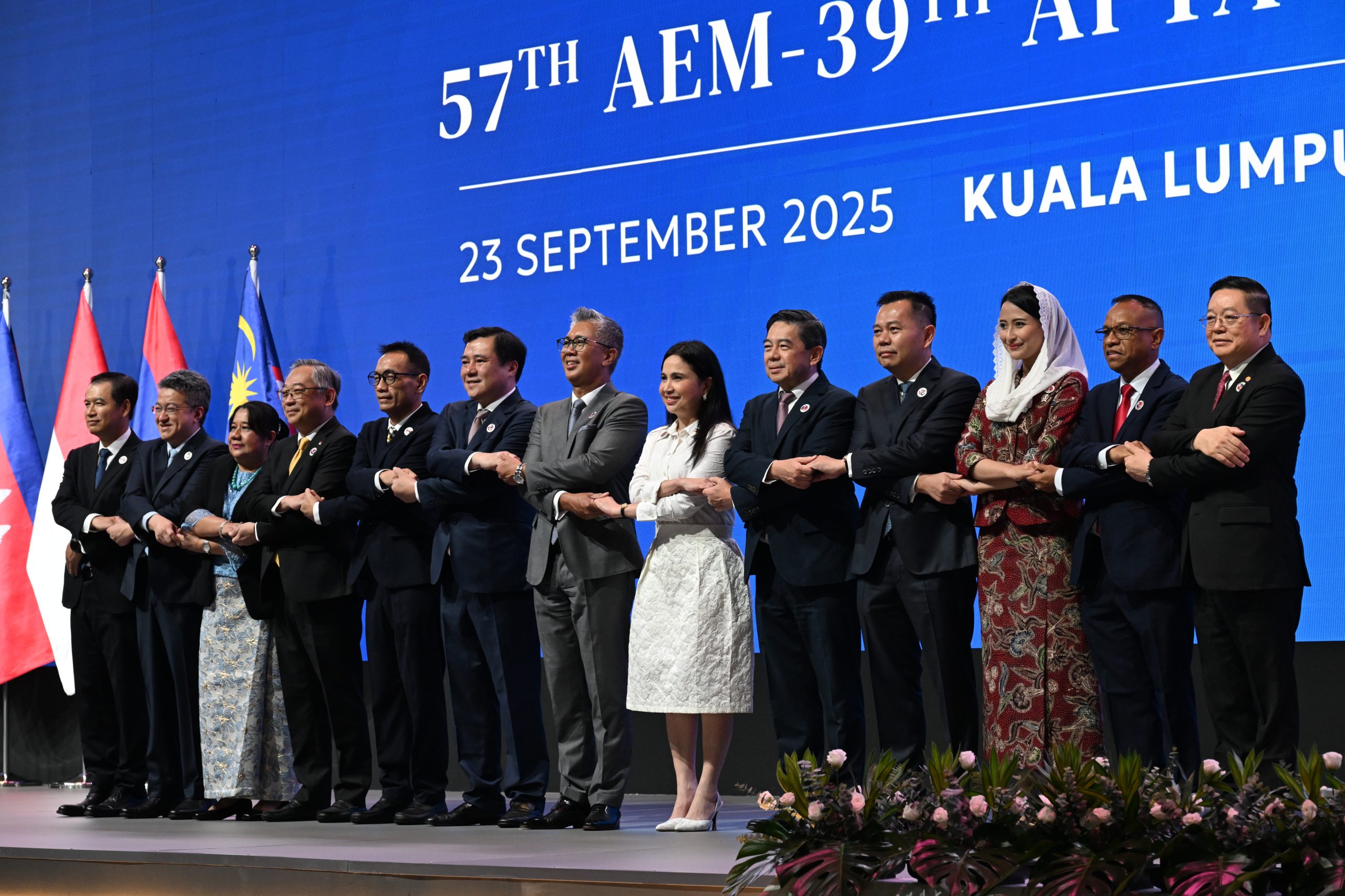 Secretary-General of ASEAN participates in the 57th ASEAN Economic ...