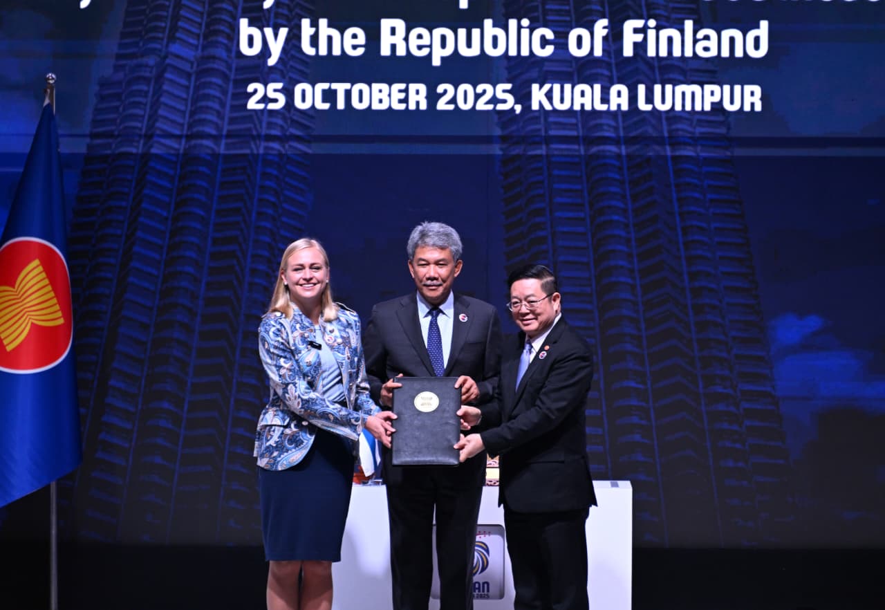 Secretary-General of ASEAN Attends the Signing Ceremony of the ...