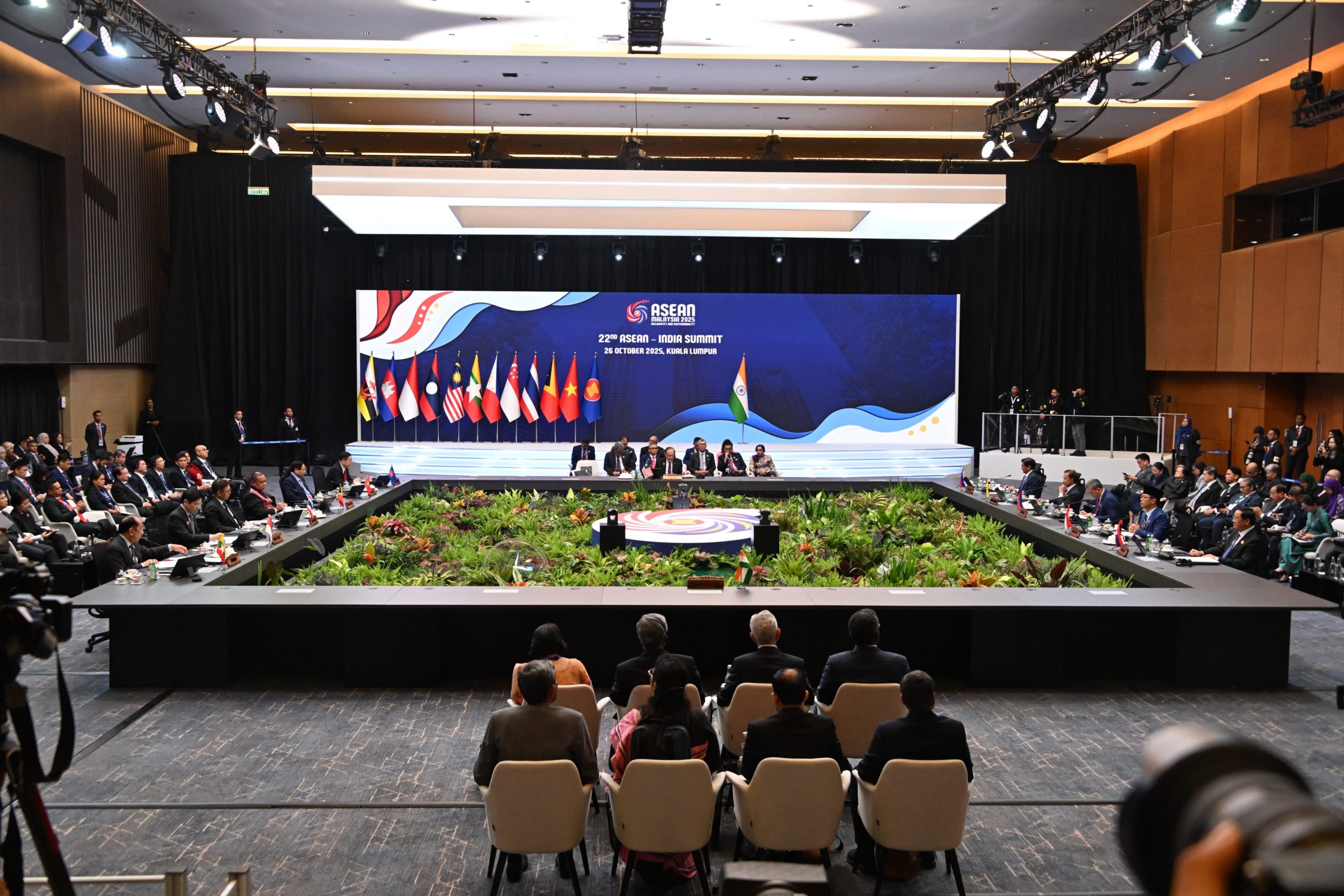 Secretary-General of ASEAN participates in the 22nd ASEAN-India Summit ...