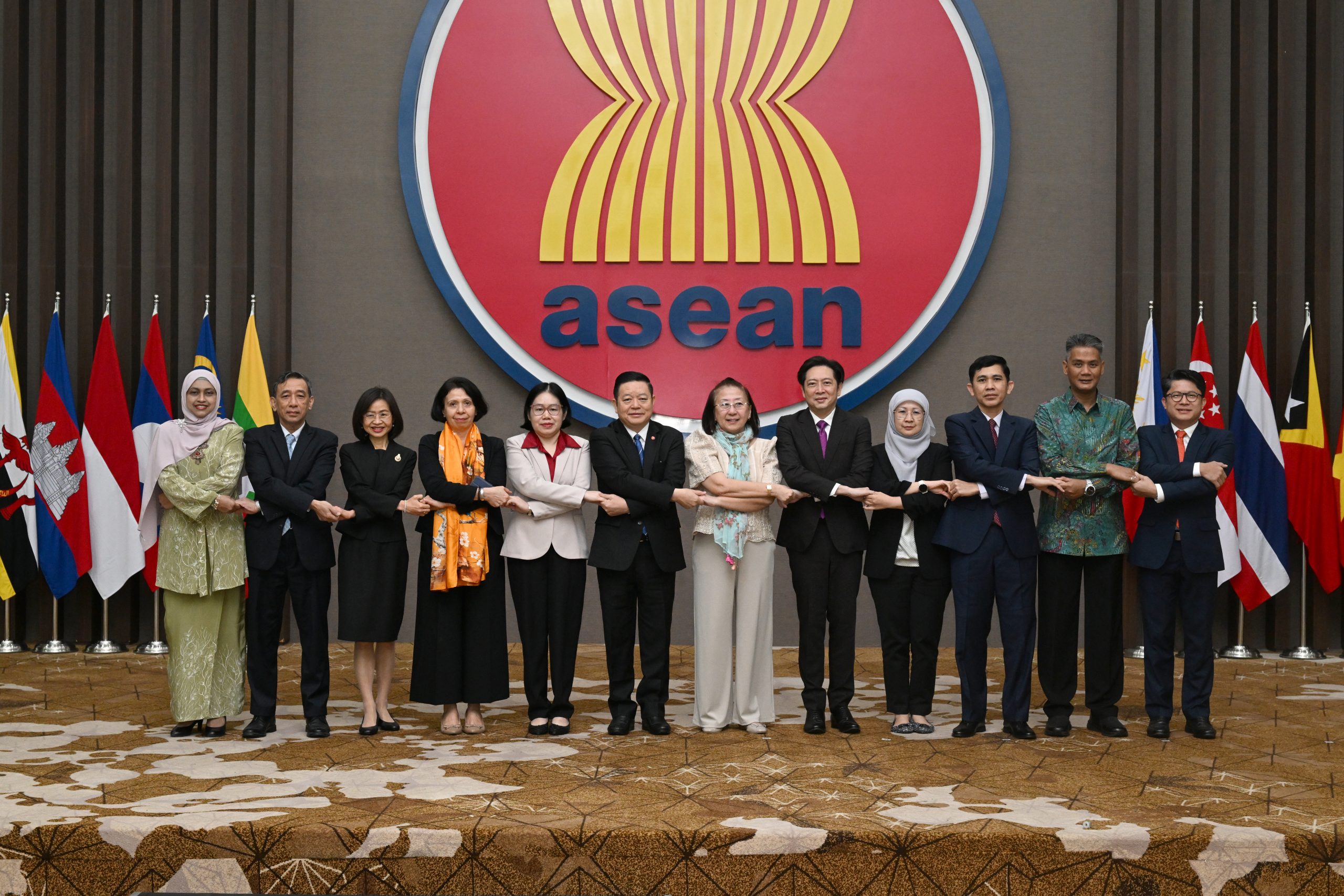 Secretary-General of ASEAN officiates the First Committee of Permanent ...