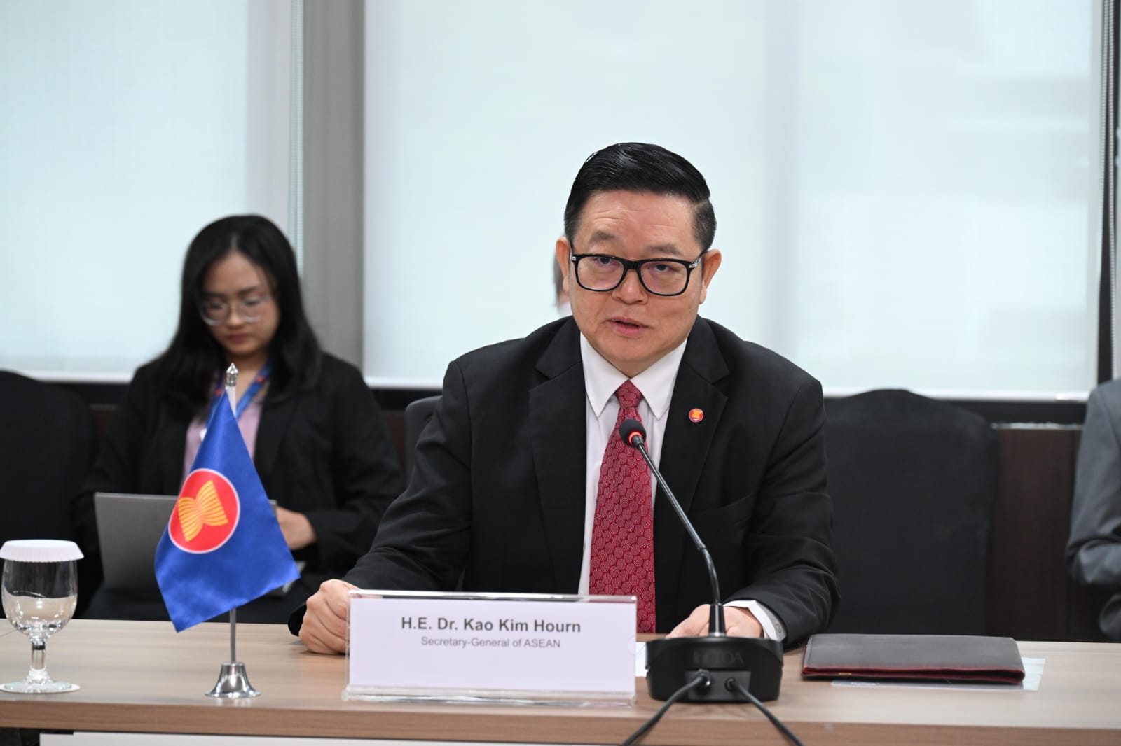 Secretary-General of ASEAN receives the new President and Chair of the ...