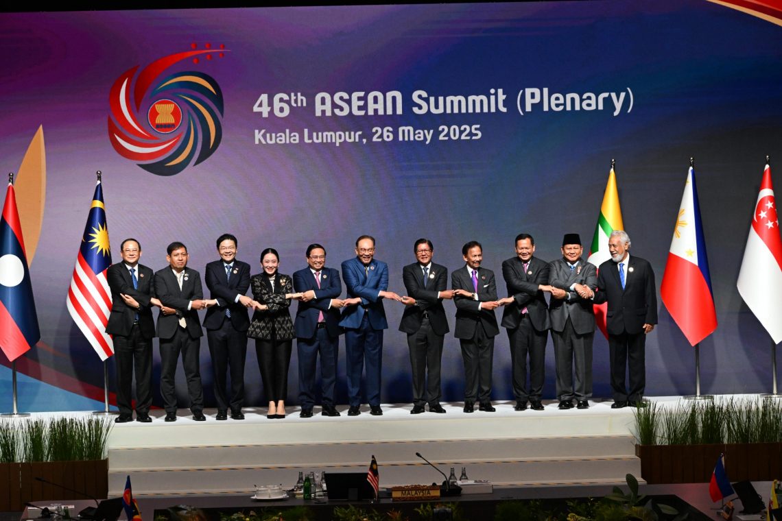 Secretary-General of ASEAN joins ASEAN Leaders in the Plenary Session ...