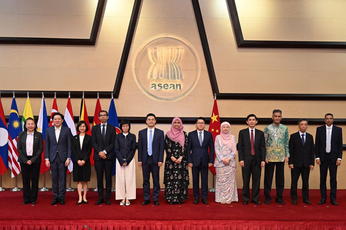 ASEAN and China reinforce commitment to deepening comprehensive ...